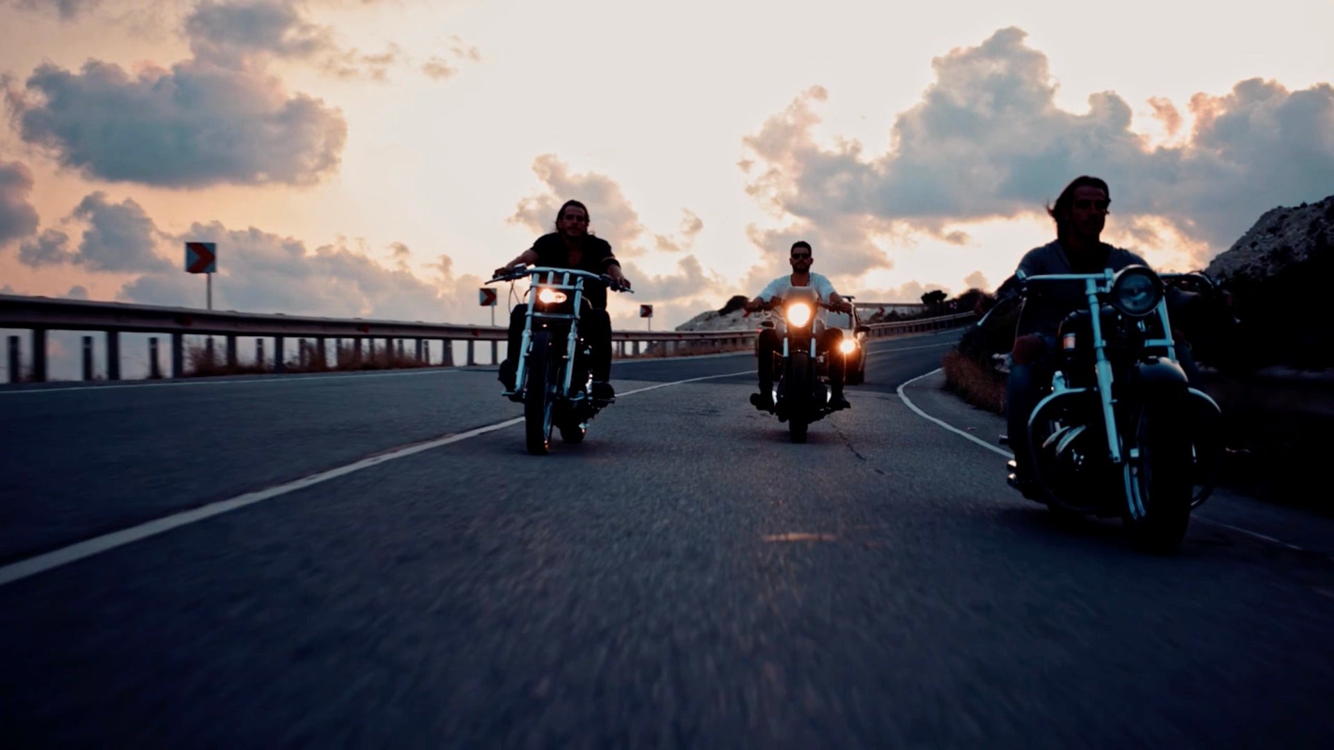 Contact – Frogmen MC